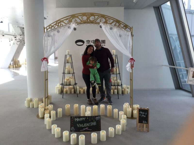 Osaka: Full-Day Private Guided Walking Tour - Taking in Kuromon Ichiba Market