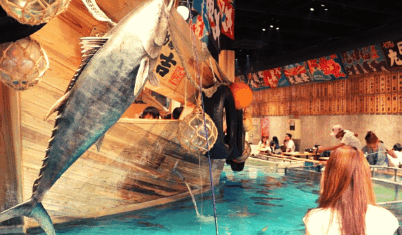 Osaka: Hotspots and Hidden Gems Guided Walking Tour - Discovering Kuromon Ichiba Market and Fresh Seafood