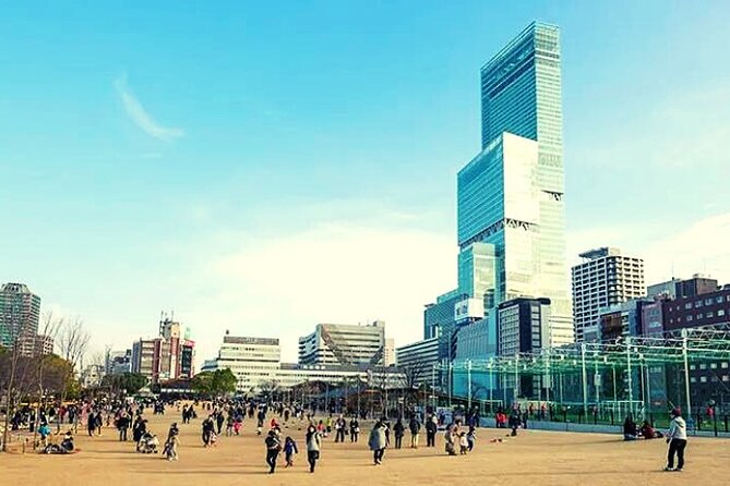 Osaka Kickstart: Hotspots and Hidden Gems Private or Group Tours - Visiting Osaka Castle: Historical Significance