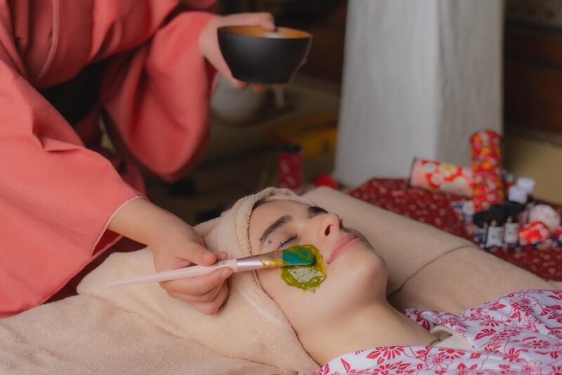 Osaka: Matcha Facial Pack & Head Spa at the Temple <90-Min> - Matcha Facial Treatment