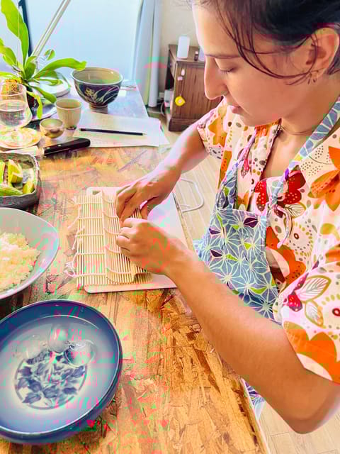 Osaka: Modern Vegetarian Sushi Cooking Class - Sushi Creations