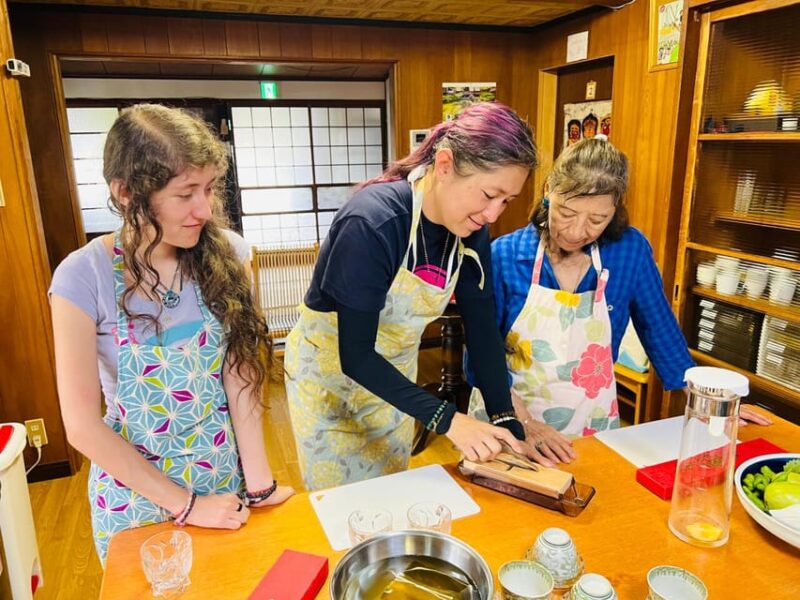 Osaka: Modern Vegetarian Sushi Cooking Class - Additional Information