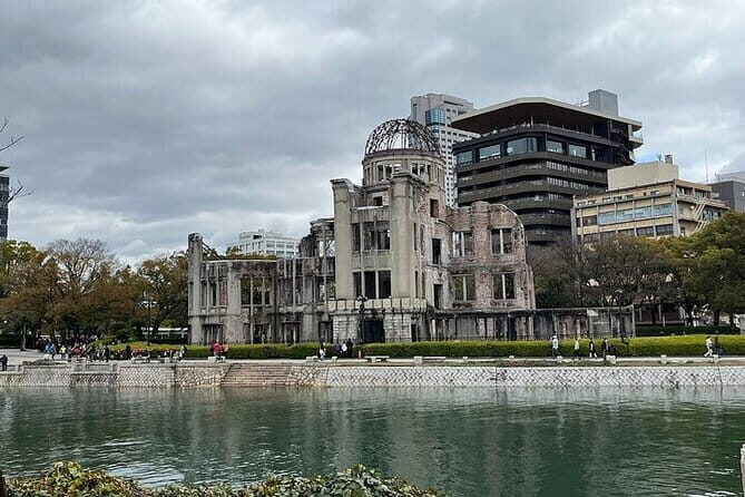 Osaka: Osaka Castle Tower Private Guided Tour in 90 Minutes - FAQs