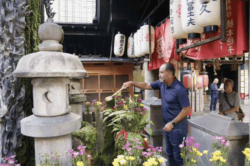 Osaka Private Custom Tour With Local Guide - Indulge in Osakas Culinary Delights