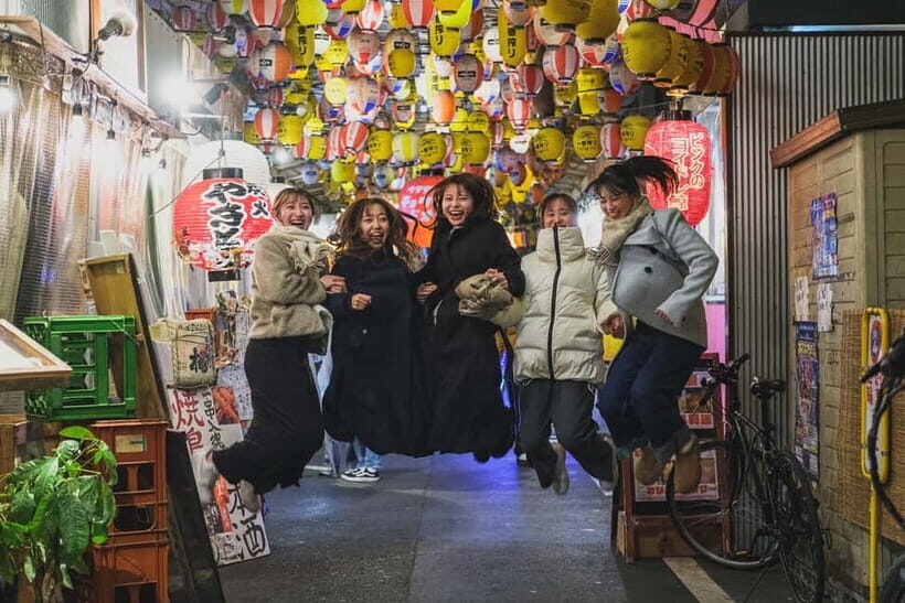 Osaka: Private Photo Tour Hidden gems and Iconic Spots - Exploring Osaka’s Hidden Corners and Iconic Sites