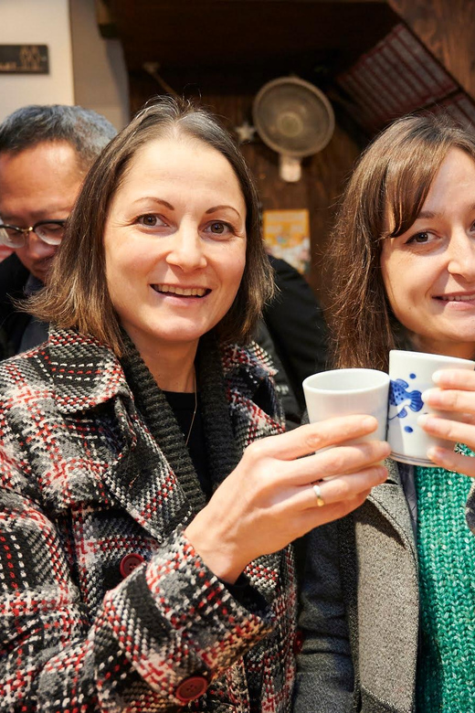 Osaka: Quick Bites and Bar Hopping in Tenma - Authentic Osaka Delicacies to Savor