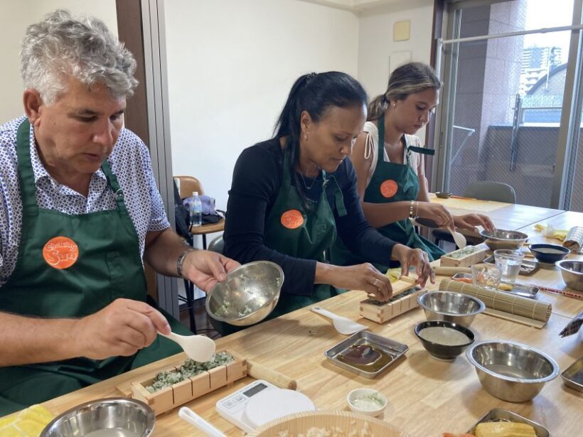 Osaka: Sushi Class in Dotonbori - FAQ
