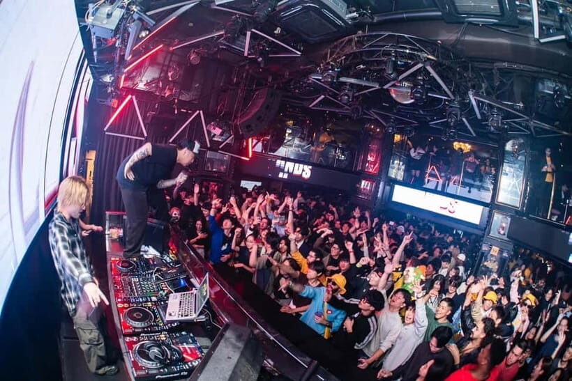 Osaka Umeda: OWL Nightclub Admission Ticket (For Foreign) - Key Points