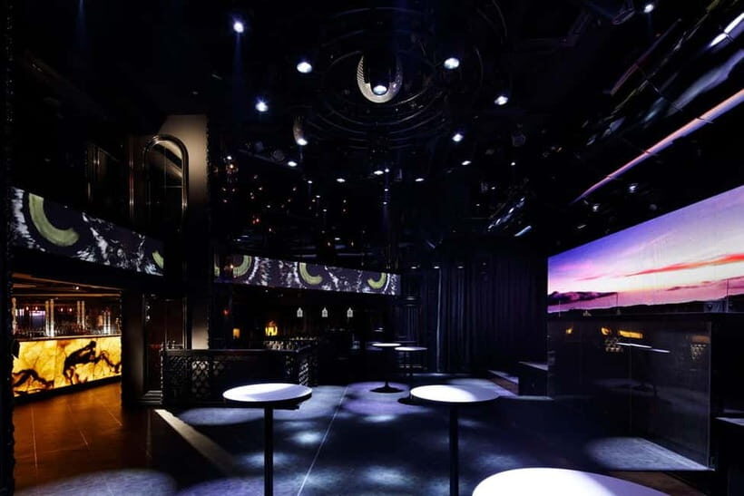 Osaka Umeda: OWL Nightclub Admission Ticket (For Foreign) - The Admission and Included Drink