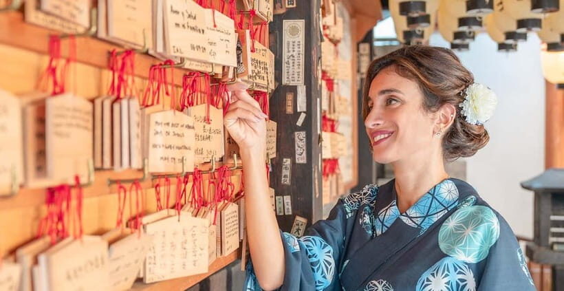 Osaka: Yukata Rental 90mins Plan for Adults - What to Expect at the Landmark Spots