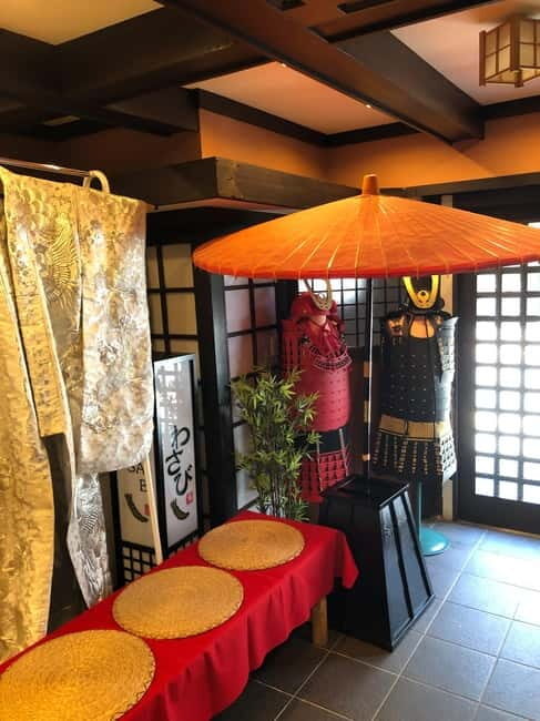 Osaka:Arashiyama,FushimiInari,kyoto Gion Night Walk w/Dinner - How the experience compares and what to consider