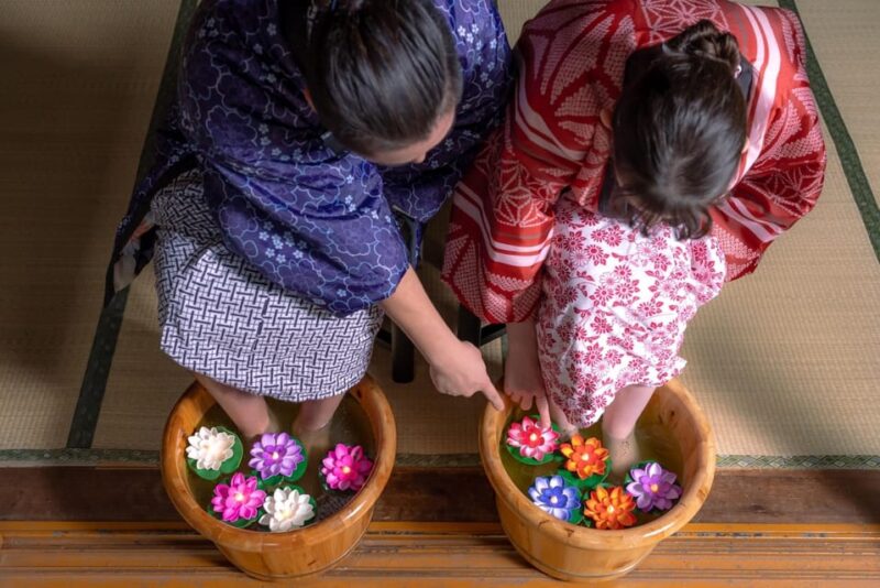 Osaka:Aroma Massage With Bamboo Stick at the Temple<120-Min> - Key Points