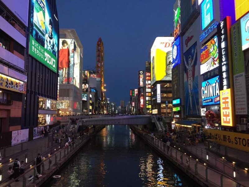 Osakas Best Kept Secrets: Private Guided Tour - Iconic Sites