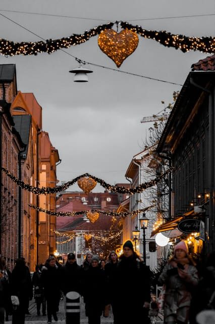 Oslo: Tour with a Michelin star chef - FAQ
