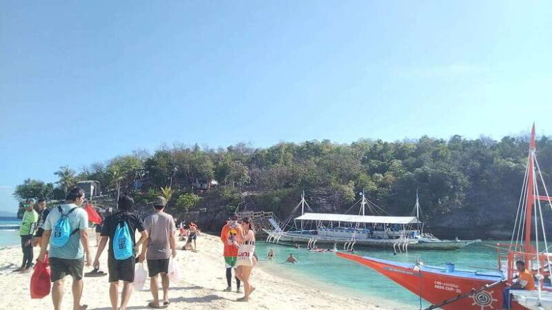 Oslob: Whaleshark Watching, Tumalog Falls & Sumilon Island - FAQ