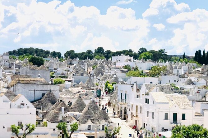 Ostuni, Alberobello and Polignano a Mare. Departing from Lecce - FAQ