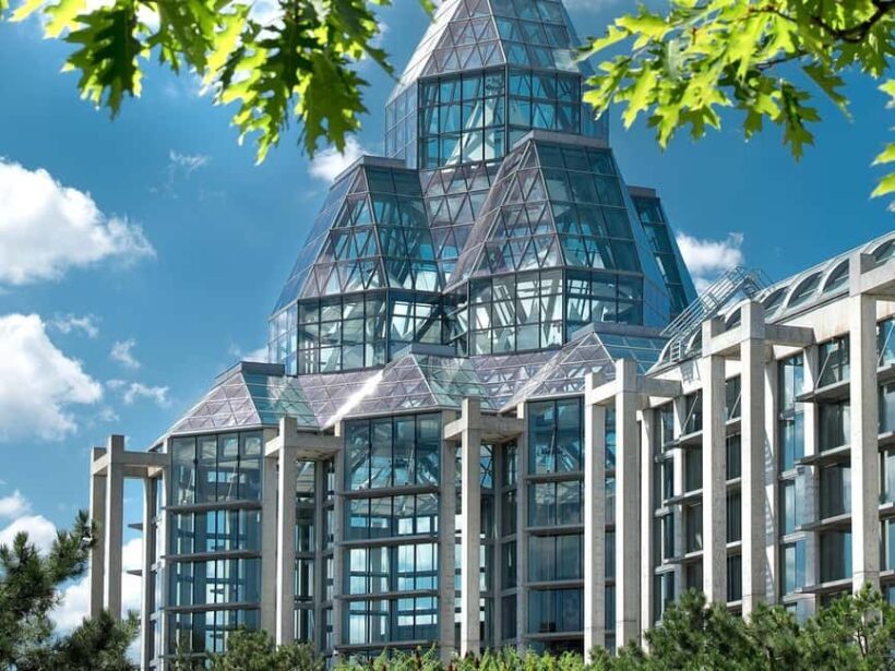 Ottawa: National Gallery of Canada Admission - An Architectural Marvel with a Cultural Heart
