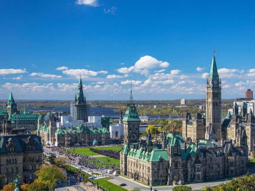 Ottawa: Private Guided City Tour from Montreal - FAQ