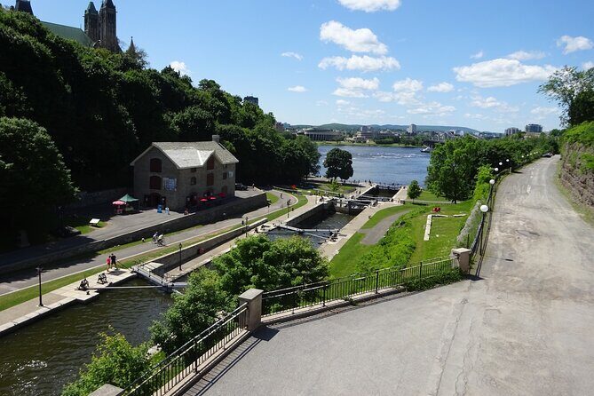 Ottawa Self Guided Walking Tour And Scavenger Hunt - FAQ