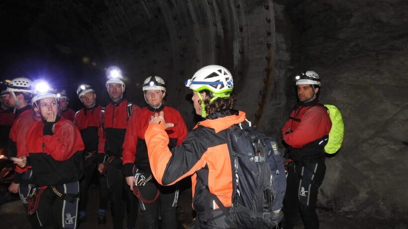 Ötztal: Guided Cave Tour for Beginners - Who Will Enjoy This Tour?