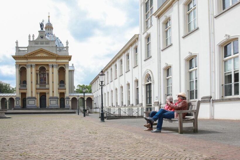Oudenbosch: Guided City Walk - Exploring Oudenbosch: What to Expect from the Tour