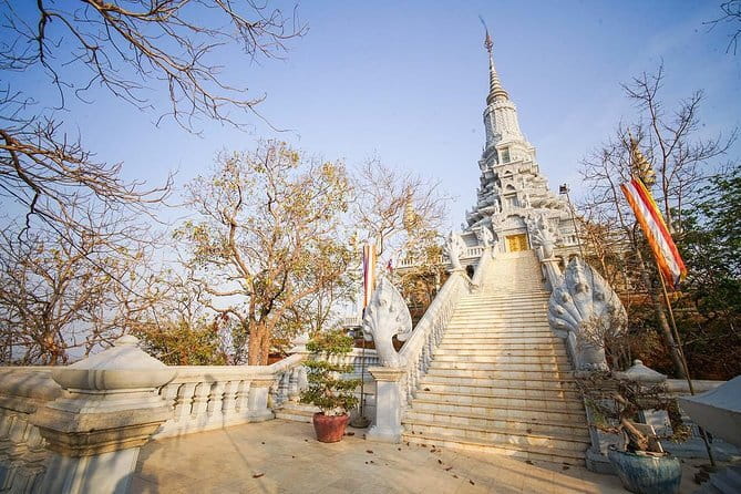 Oudong Temples & Phnom Prasith Private Tour from Phnom Penh - Who Should Consider This Tour?