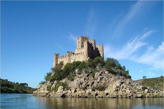 Ourém, Tomar and Almourol Castle Full Day Private Tour from the West - Key Points