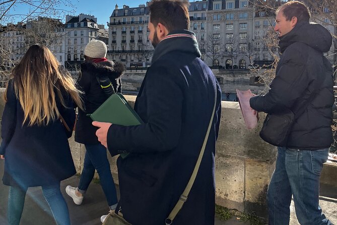 Outdoor Escape Game in Paris : The Stone of Nicolas Flamel - Exploring the City and Historical Insights