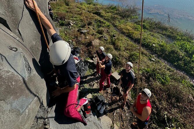 Outdoor Rock Climbing Auckland - An Introduction to Rock Climbing in Auckland’s Natural Beauty