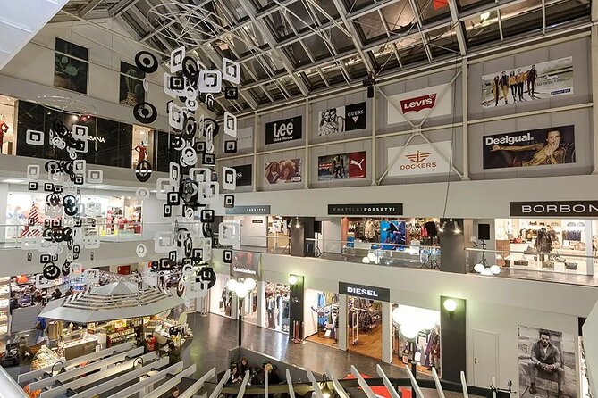 Outlet Serravalle o FoxTown Con Autista Privato Da Milano - Authenticity and Value