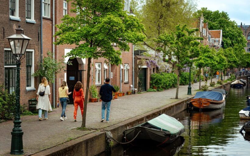 Outside Escape Amsterdam with your friend(s) and have fun! - FAQ