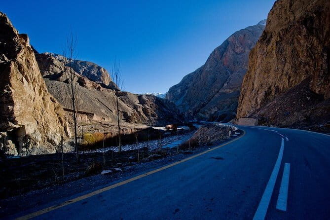 Overland from China to Pakistan (8-10 Days) - Key Points