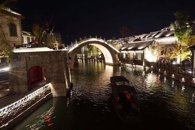 Overnight Experience Gubei Water Town With Simatai Great Wall Visiting - Day 1: Gubei Water Town — Discovering a Water Village and Nighttime Views