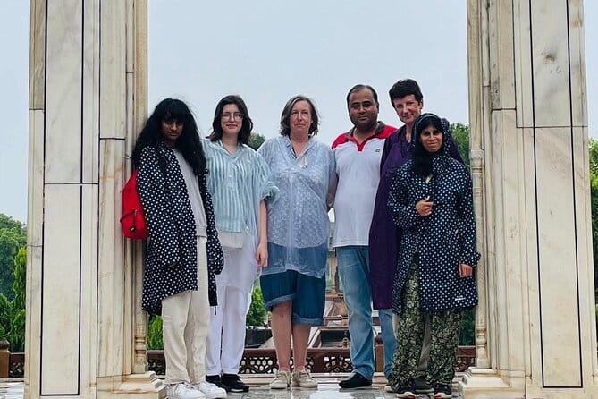 Overnight Taj Mahal & Agra tour from Delhi - By Car - Introduction