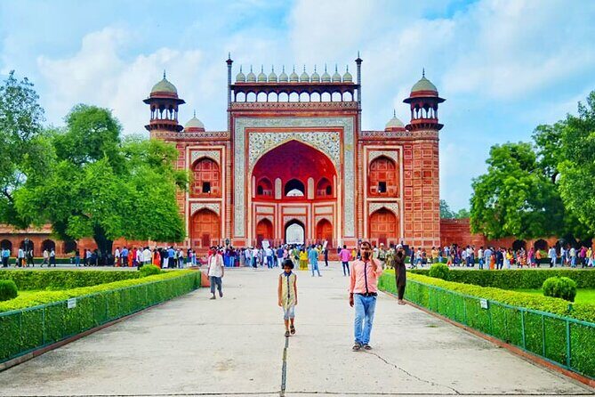 Overnight Taj Mahal Tour By car - An In-Depth Look at the Experience