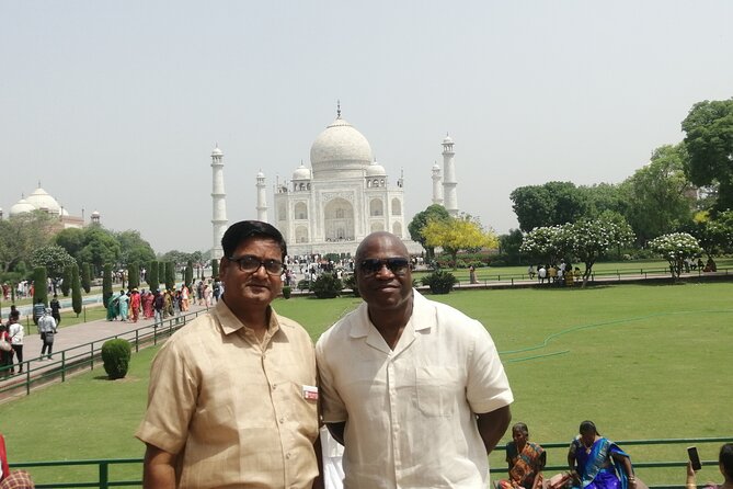 "Overnight Taj Mahal Tour from Delhi by Private AC Car" - What the Reviews Say