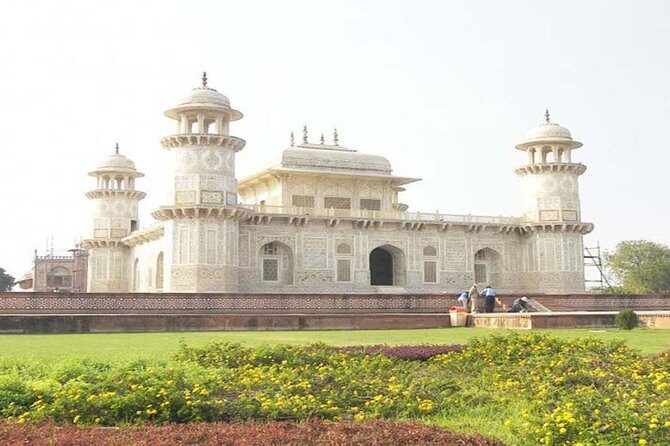 Overnight Trip to Taj Mahal by Private Car - Day Two: From Baby Taj to Ghost City