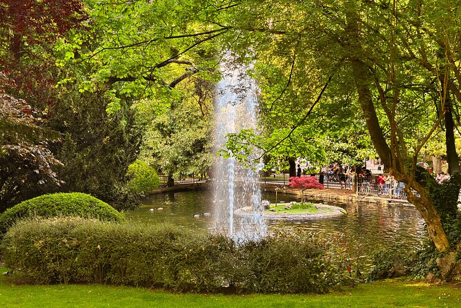 Oviedo Scavenger Hunt and Sights Self Guided Private Tour - Value and Practical Aspects