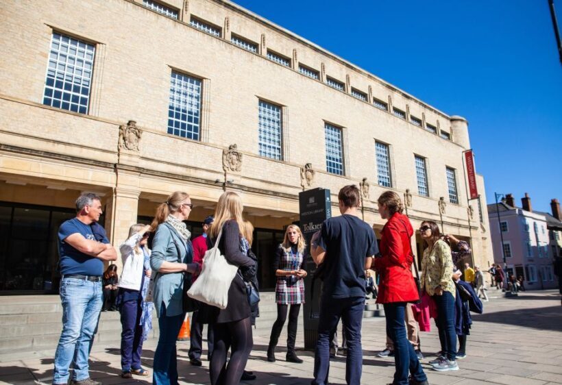 Oxford: 3-Hour Private Tour with Student Guide - Why This Tour Works for Different Travelers