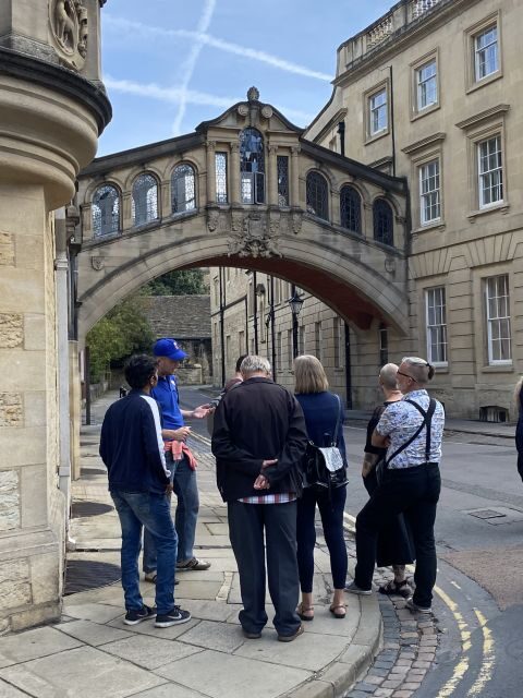 Oxford: Alumni-Led Walking & Punting Tour w/opt New College - Key Points