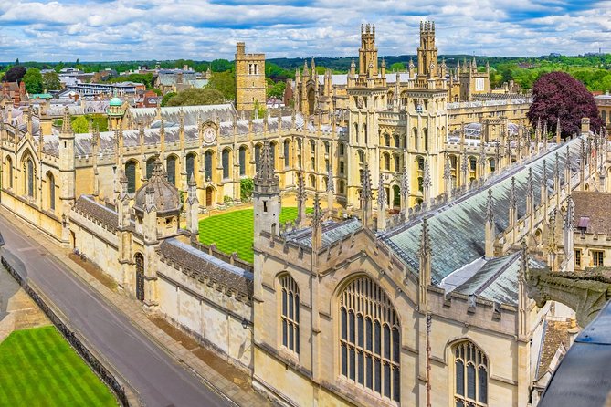 Oxford and Cambridge Universities Guided Day Trip From London - Visiting Oxford