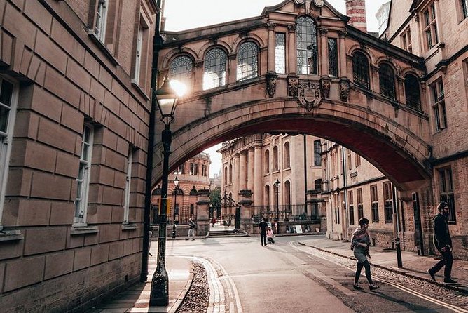 Oxford Bike Tour With Student Guide - Biking Through Oxford: Accessibility and Safety