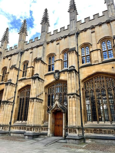 Oxford: City & University Tour with College entry included - The Guide’s Role and Visitor Feedback