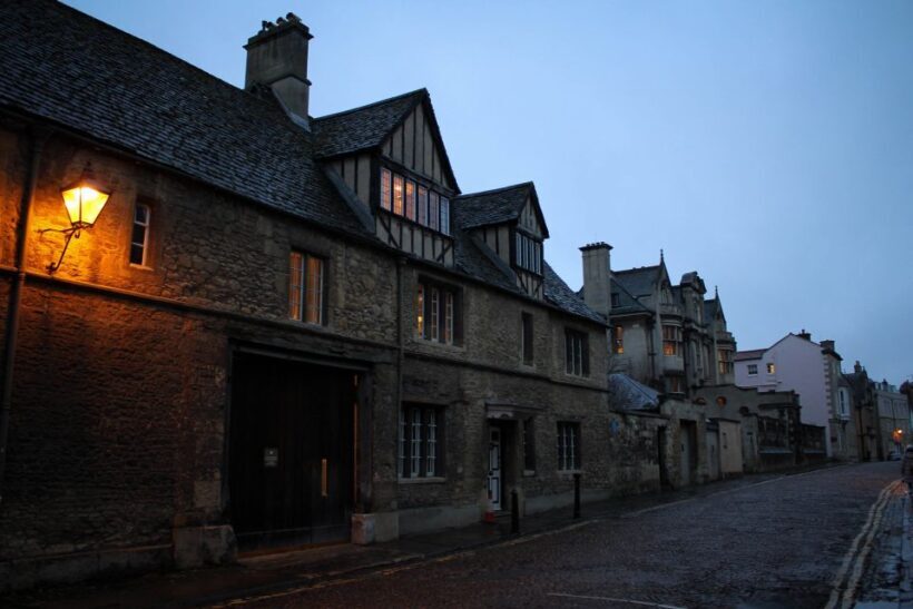 Oxford: Official Haunted Oxford Ghost Tour - The Sum Up