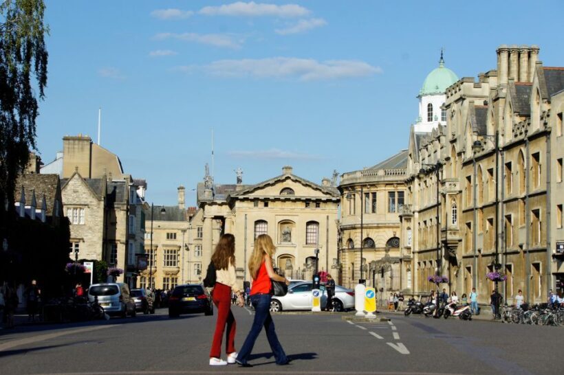 Oxford: Official University and City Walking Tour - Introduction