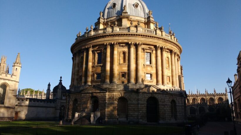 Oxford: Pre-Raphaelite Walking Tour with Exeter College - The Guide & Reviews