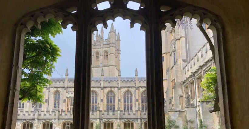 Oxford: Private City Tour & University Historical Highlights - Starting Point: A Glimpse into Oxford’s Artistic Heritage