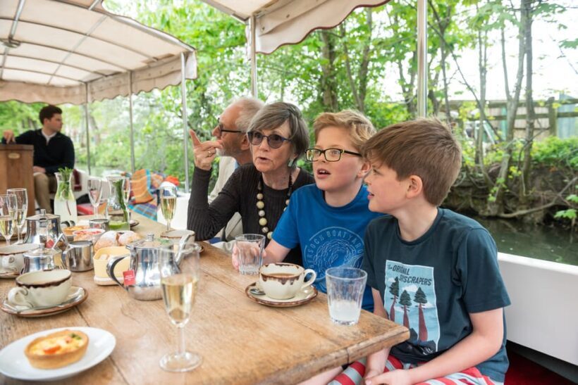Oxford: Scenic Sightseeing Cruise with Gourmet Picnic - Who Will Love This Cruise?