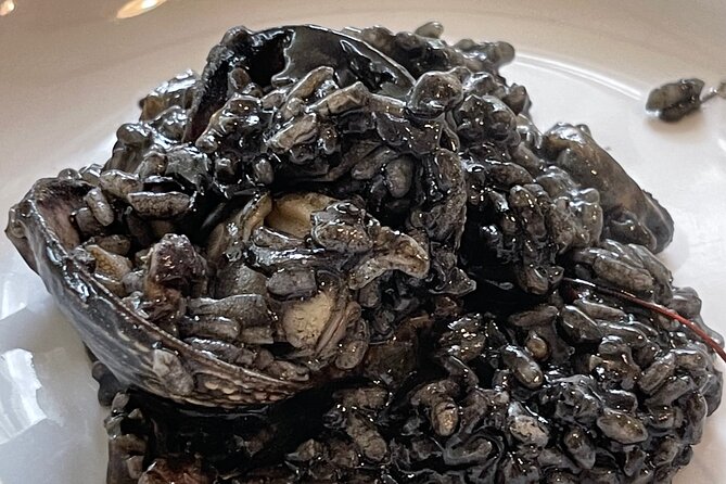 Oysters testing private tour to Ston - The Sum Up