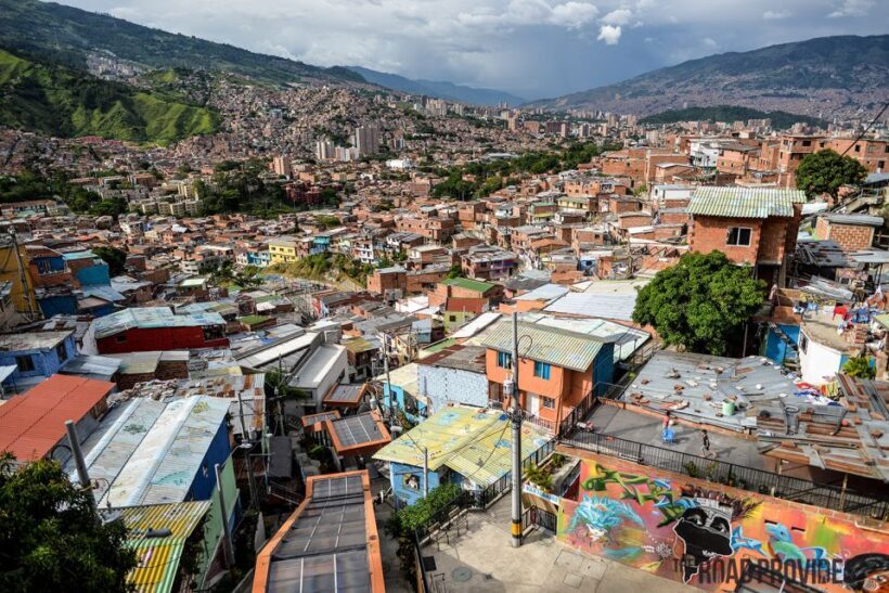 pablo, comuna 13 & cable car express tour - The Sum Up: Who Is This Tour Best For?